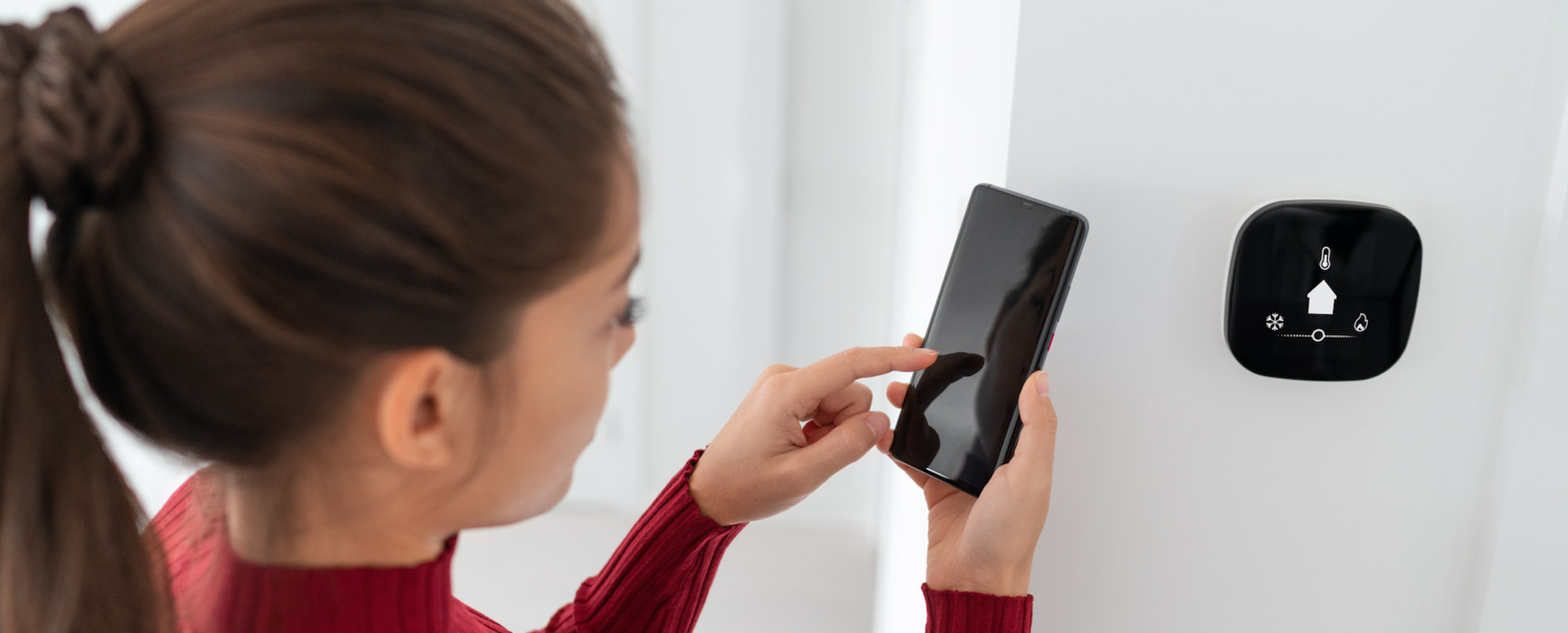 3 Benefits of Smart Apartments for Property Owners and Managers - STRATIS